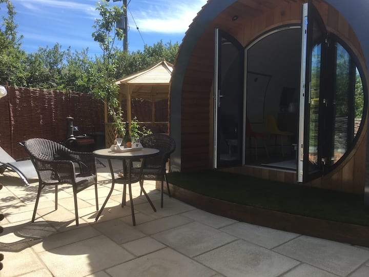 The Orchard Glamping Pod - Fishguard