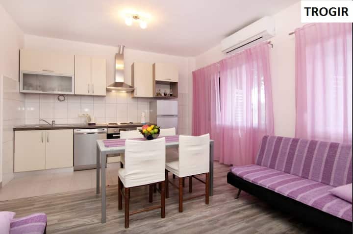 Apartments Nika - Trogir