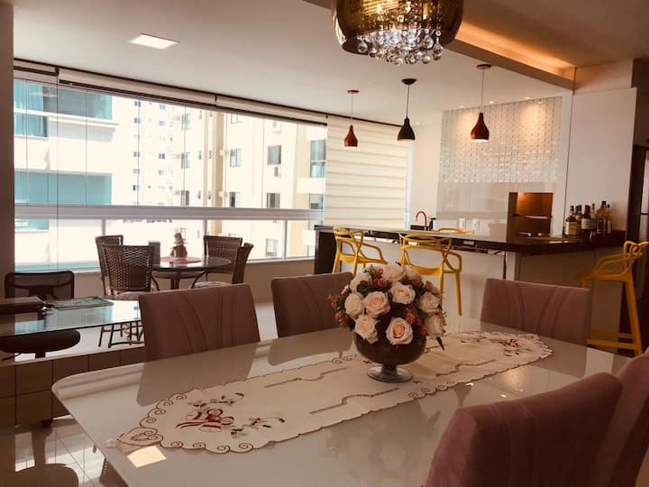 Apto 300m Do Mar,perto De Tudo. 3 Gar, 3 Suítes. - Brasil