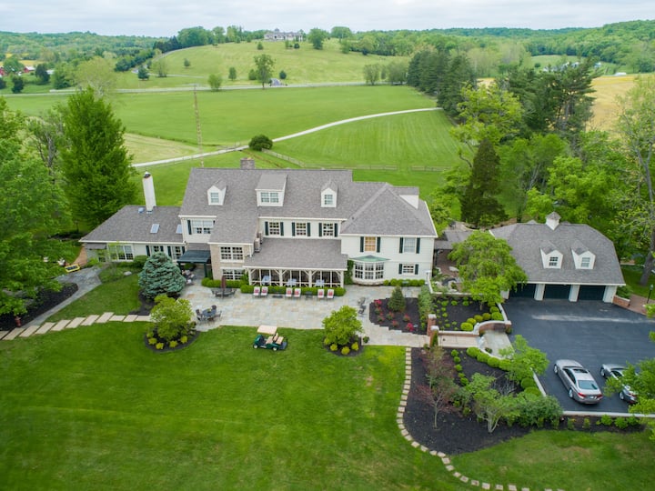 Grand Country Estate - 14,000 + Sf Luxury Living - Paoli Peaks, IN
