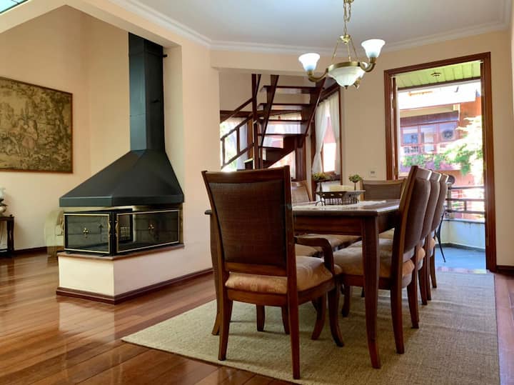 3 Quartos Em Campos Do Jordão - Campos do Jordão