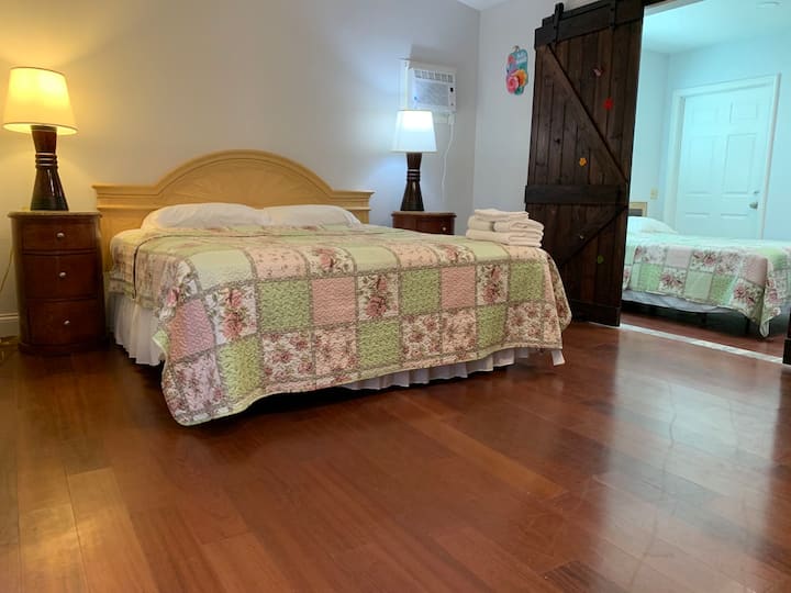 Master Room(includ 2 Bedroom) - San Bernardino, CA