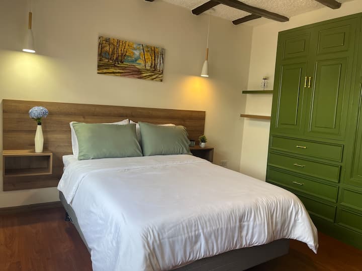 Linda, Cómoda, Gran Ubicación. - Cuenca