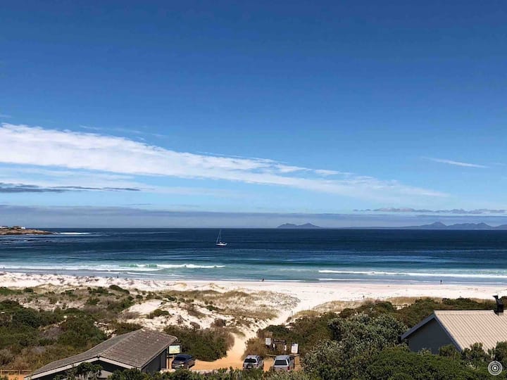 Windbreak Exquisite Views - Pringle Bay