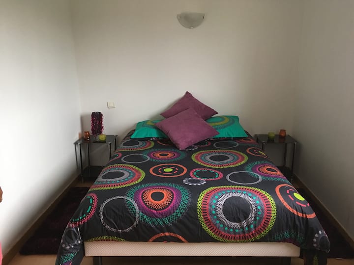 Chambre Privée Dans Une Belle Maison - Villenave-d'Ornon