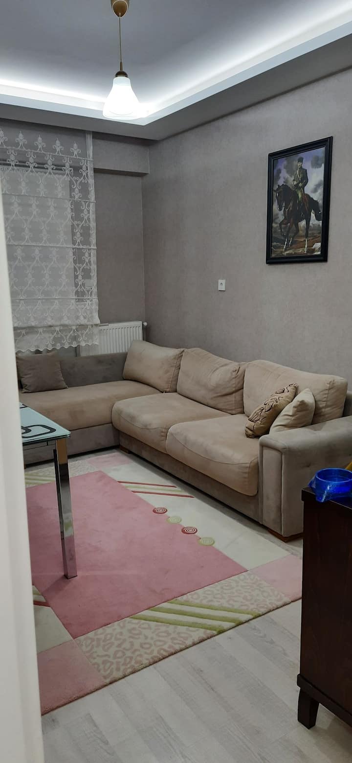 3+1,2yatak Odali üCretsiz Otoparkli Güzel Bir Bina - Afyonkarahisar