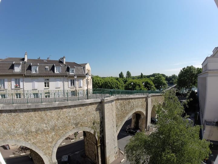 Sunny 2br Apartment West Paris W/ Easy Transit - Saint-Cloud