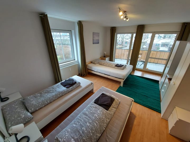 L Sellerhausen-parkresidenz:top Wohnung Mit Balkon - Leipzig