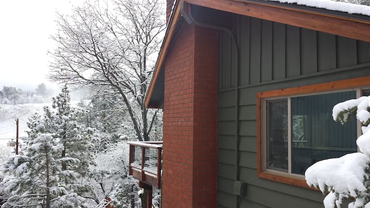 Remodeled Luxury Lodge 3 Min Walk To Bear Mountain - Big Bear Lake, CA