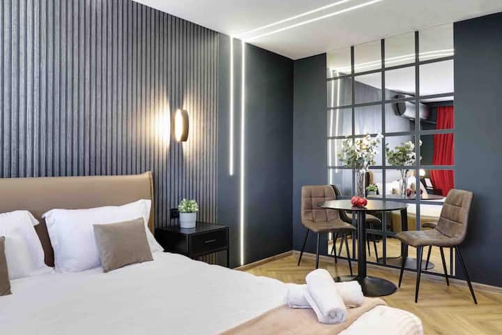 Elegance By Magic Apartments - Bucharest