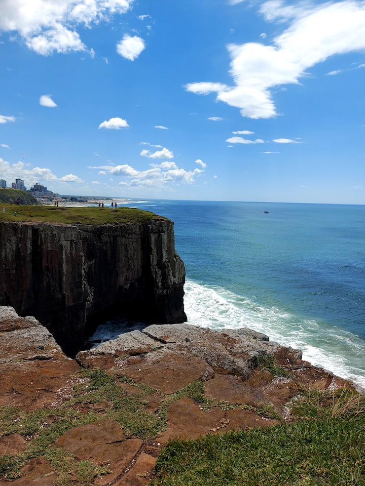 Aproveitando O Sol E O Mar De Torres - Torres