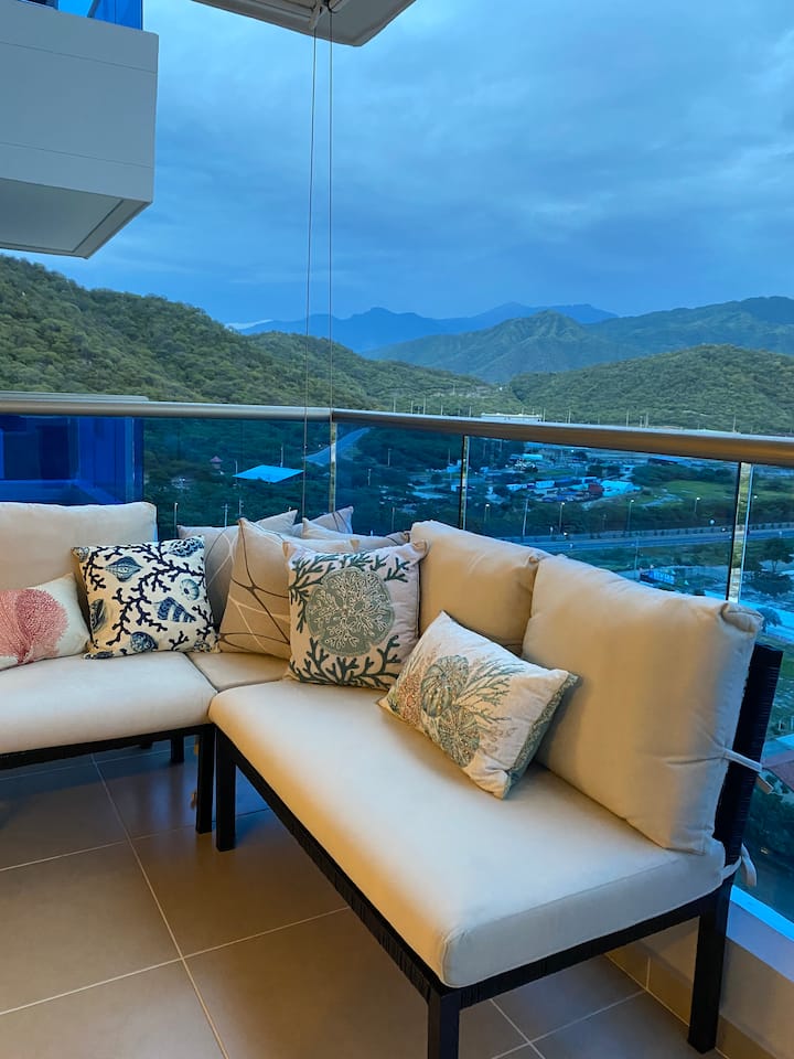 7 Guests | 3br | Front Beach & Sierra Views - Santa Marta