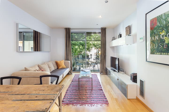 Wonderful View, Private Terrace, 2br Apt, Montjuïc - Universidad Ramon Llull