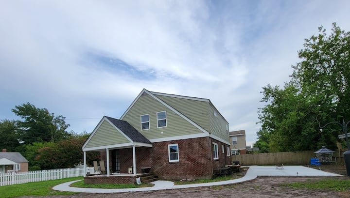 Near Casino, Va Beach, Large Yard, Quite Relaxing - Portsmouth