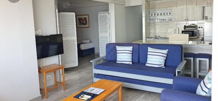 Located In Durban, Sliver Sands - Durban