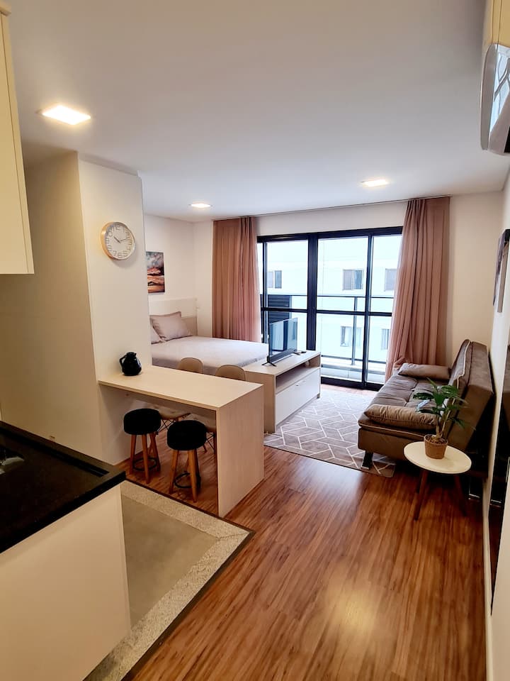 Studio 905 Ink Champagnat / Parque Barrigui - Curitiba