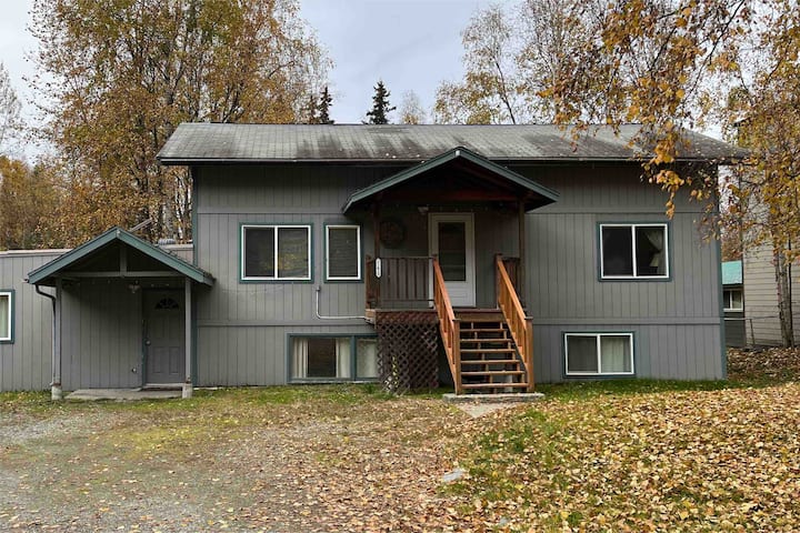 The Chugiak Alaska Airbnb - Anchorage