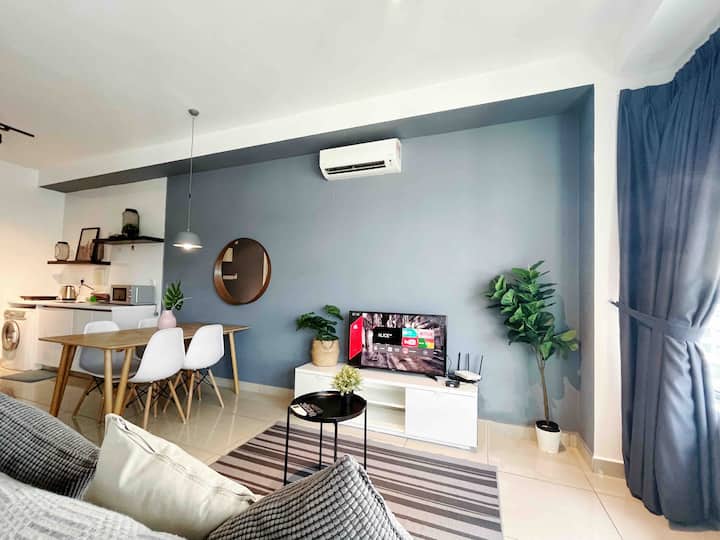 Lake View / Cozy Studio @ Arte Plus + Jalan Ampang - Setapak