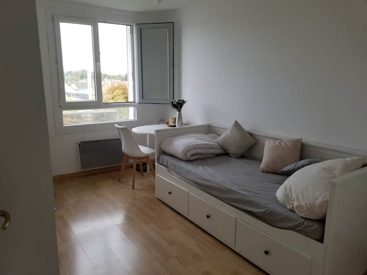 Chambre Confortable à 5 Min Du Rer - Rueil-Malmaison