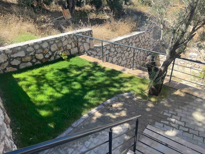 Deniz Manzaralı, Bahçeli Yeni Daire. - Karaburun
