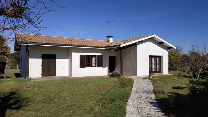 Maison Traditionnelle Proche Coeur De Village - Lit-et-Mixe