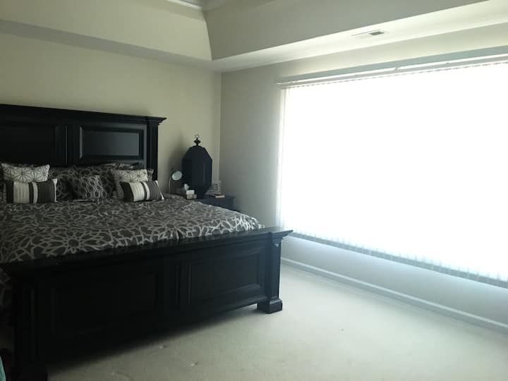 Large Family Home In North Chapel Hill - Chapel Hill, NC