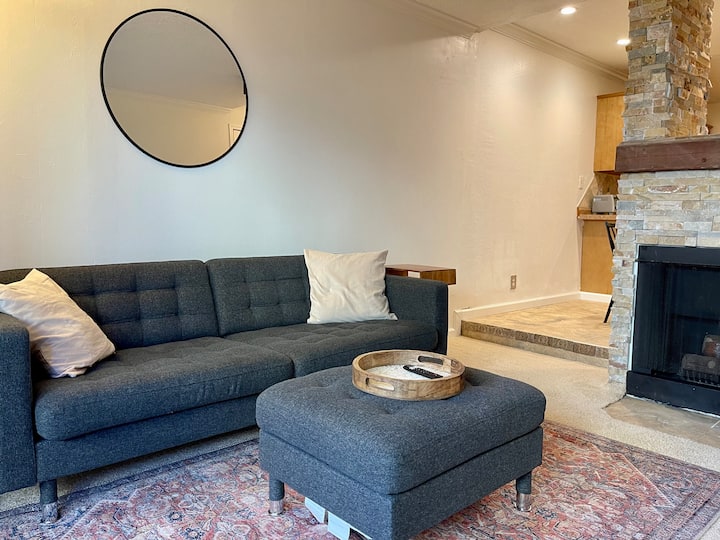 1 Mile From John Muir Hospital & Pet Friendly - Walnut Creek, CA