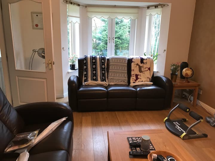 Central Scotland Double Bedroom - Falkirk