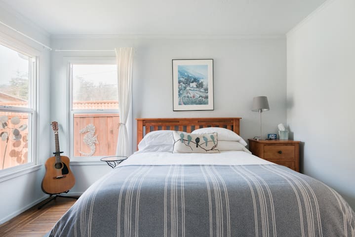 Vacation Rentals, Homes, Experiences & Places - Airbnb