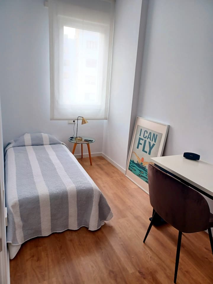 Faboulous Single Bedroom With Private Bathroom - Valence en Espagne