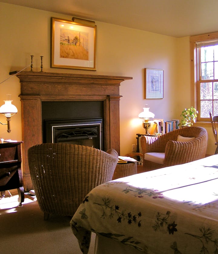 Bushy House B&b / Merton Suite (License #089-2017) - Niagara-on-the-Lake