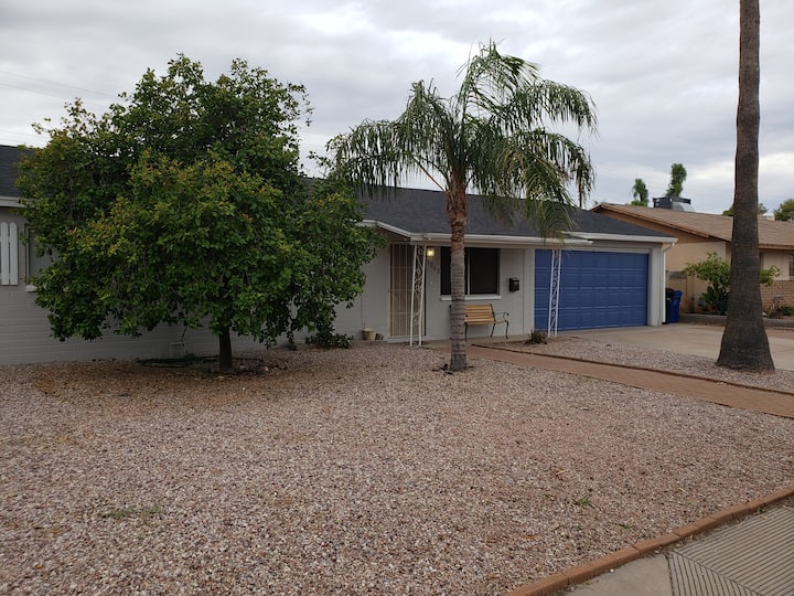 Stop! You’ve Found The Perfect 4 Bed, 3 Bath Home! - Mesa, AZ
