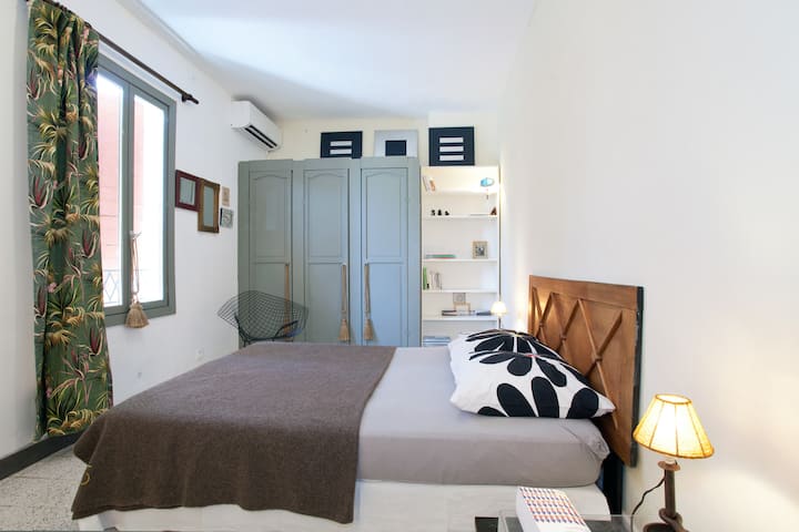 The Amazing House Near The Ateliers - Arlés