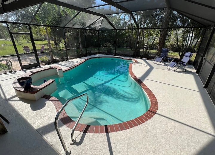 Walking Distance To Old Town Bonita. - Bonita Springs, FL