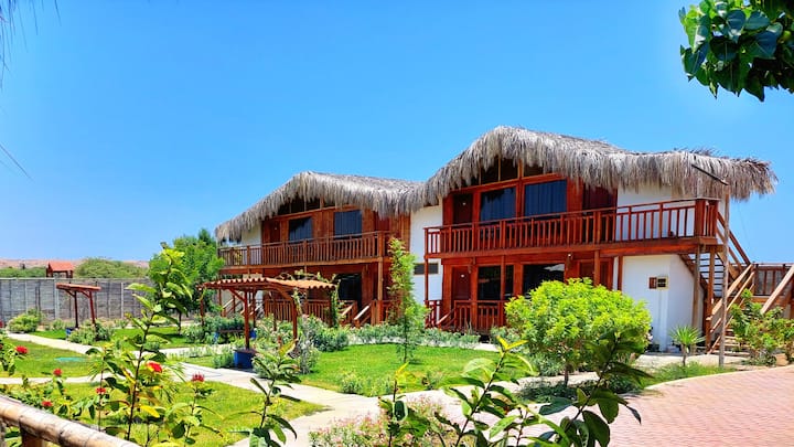 Cabañas Del Sol Máncora - Perú (30 Personas) - Máncora