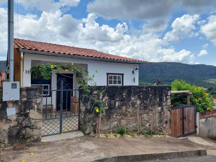 Jardim, Garagem, Entrada Independente, 8min Matriz - Tiradentes