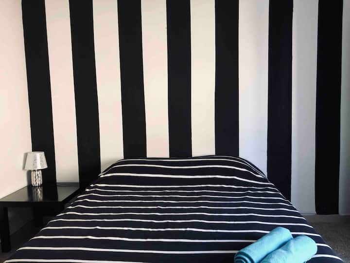 Double Room With Shared Bathroom And Wifi - Utebo