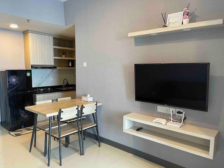 New Apartemen Anderson 2 Room Diatas Pakuwon Mall - Surabaya