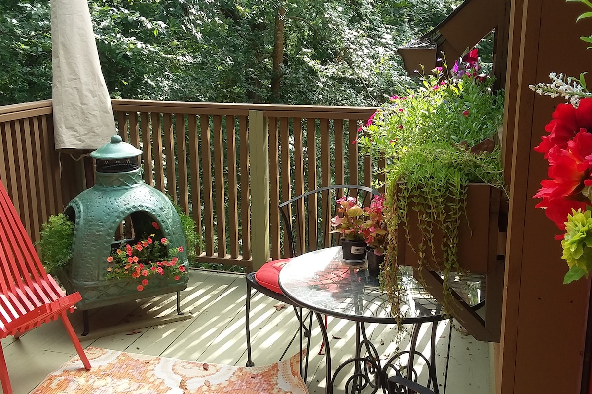 Ponda Rosa Cabin @ Lazy Dazy Acres - Guest suites for Rent in Mena ...