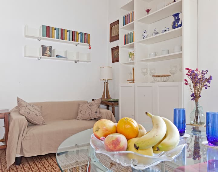 Cozy Two-double-bedroom Apartment In Florence - Florenz