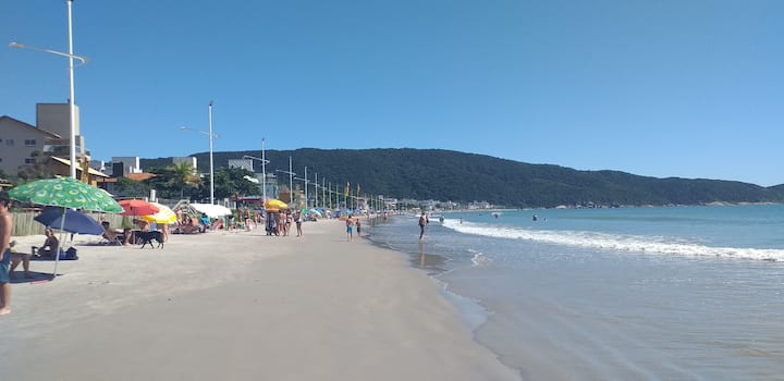 Excelente Apartamento Com Vista  Bombinhas (202) - Bombinhas