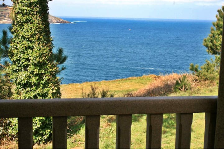 Espectacular Chalet Frente A La Playa De Laxe - Laxe