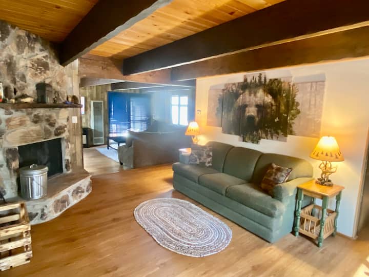 Spacious! Early Check-in! - Big Bear Lake, CA