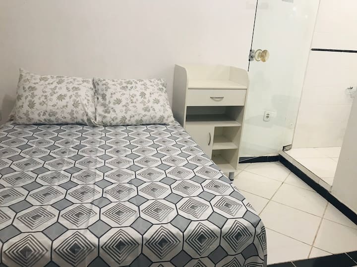 Suíte Com Garagem ,Espaço Amplo! - Santarém