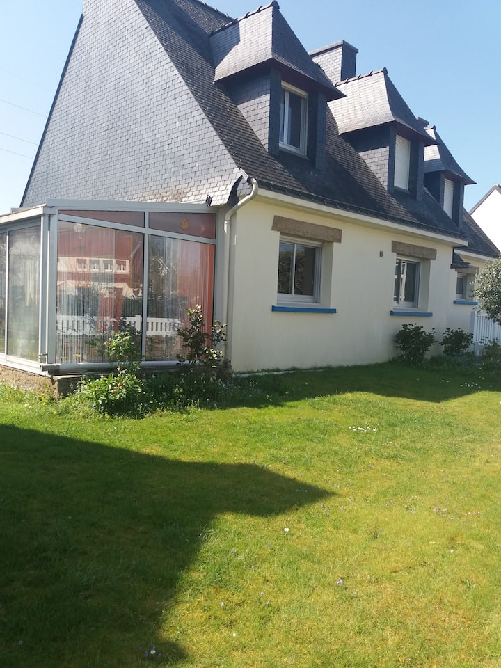 Location Proche Océan Et Foret Pour 9 Personnes - Hennebont