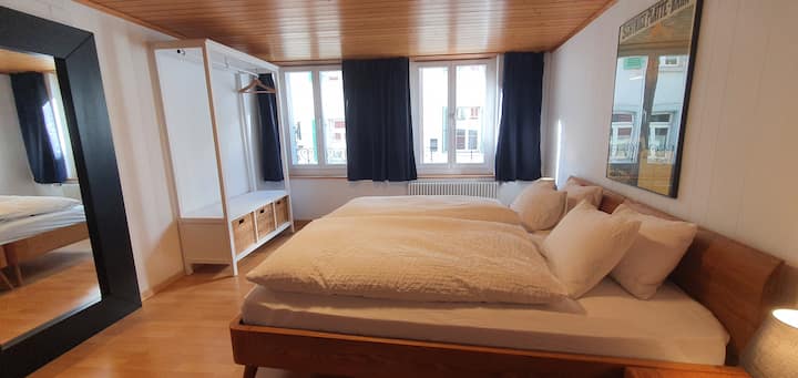 105 Spacious Family Room For 5 & Private Ensuite. - Interlaken