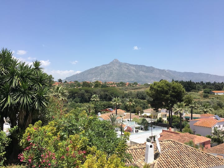 Contemporary 4 Bedroom Villa With Amazing Views - Costa del Sol