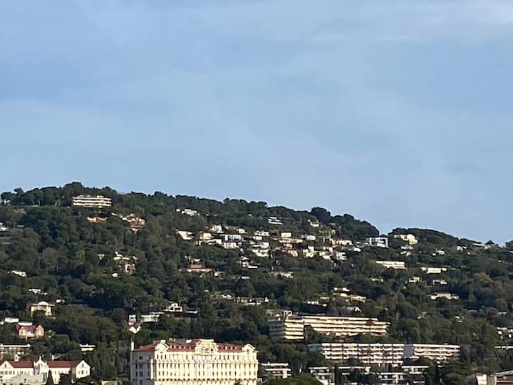 Centre Ville,calme, Clim, Vue,terrasse, 2 Ch, Gar - Cannes
