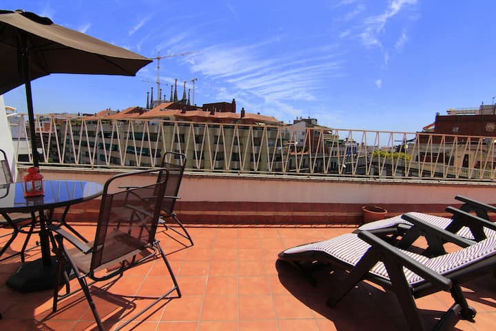 Superbe Attique Avec Terrasse ! - La Floresta