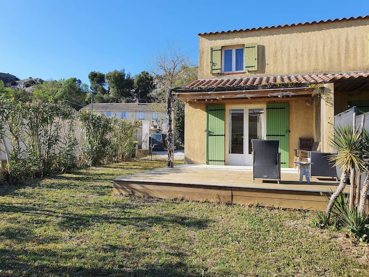 Maison Très Lumineuse, Jolie Terrasse Et Jardin - Roquemaure